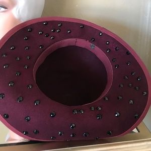 Accessories | Dramatic 193s Burgundy Felt Wide Brim Fedora Black Beads ...